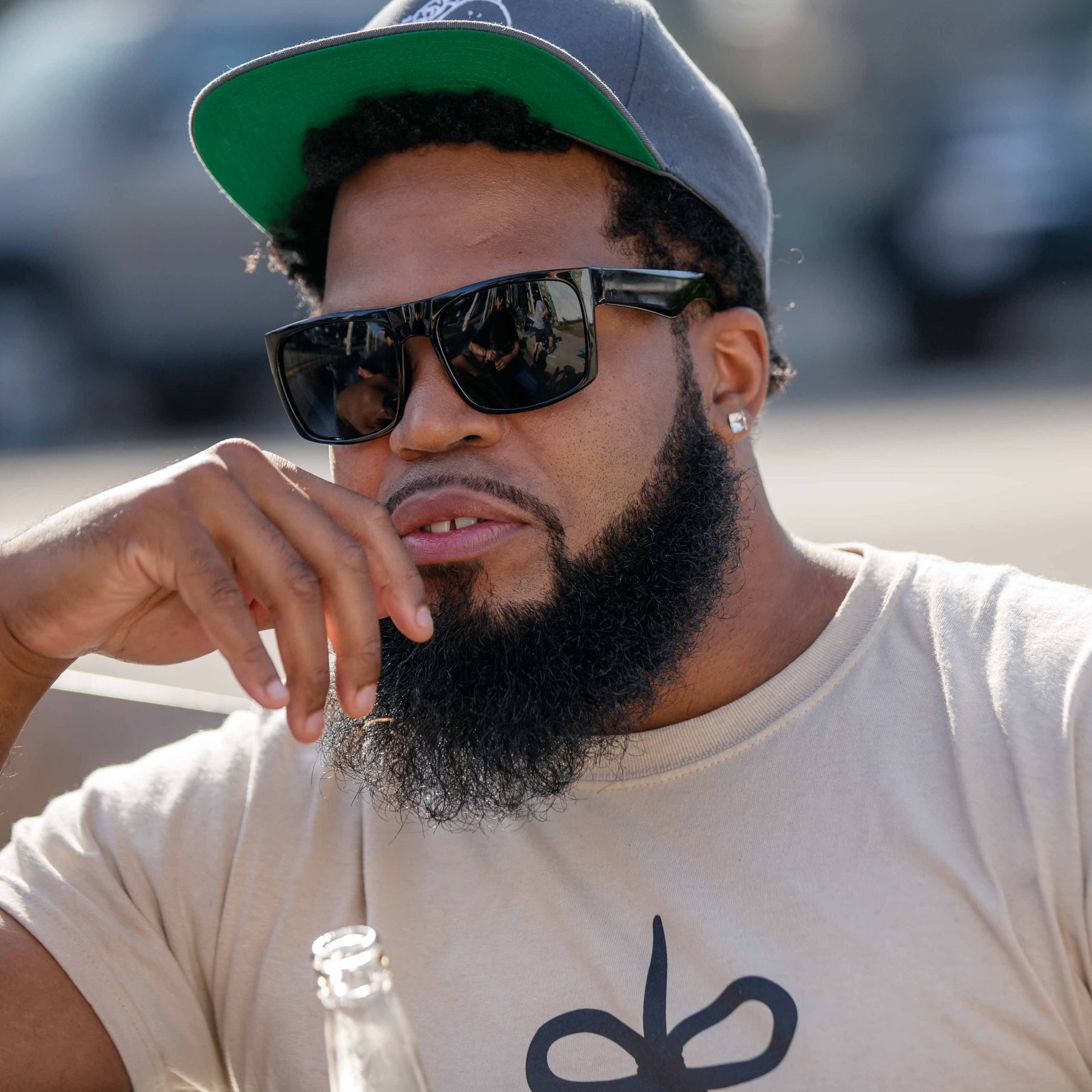 Mustache & Beard Oil – The Longhairs